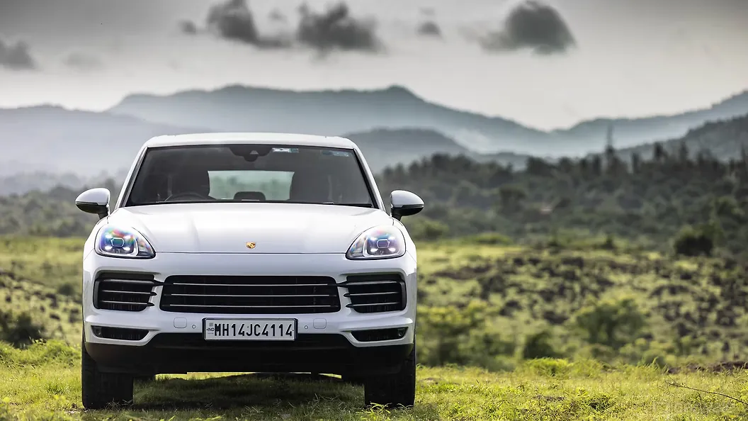 Cayenne Front View Image, Cayenne Photos in India - CarWale