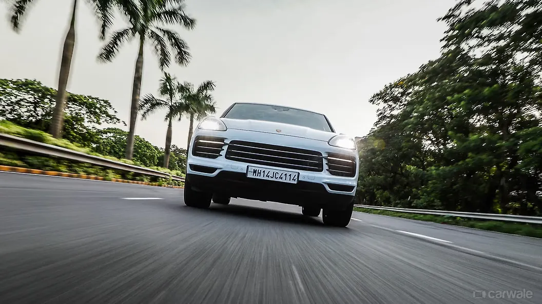 Cayenne Front View Image, Cayenne Photos in India - CarWale