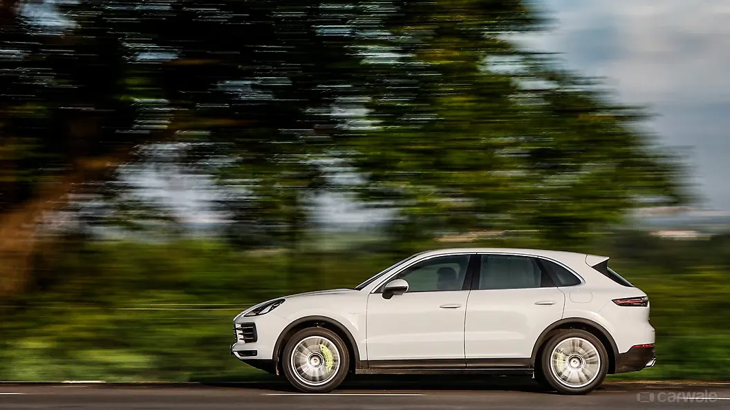 Cayenne Left Side View Image, Cayenne Photos in India - CarWale