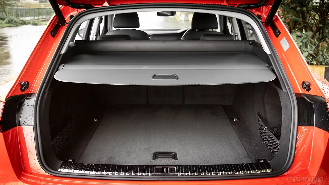 e-tron Open Boot/Trunk Image, e-tron Photos in India - CarWale