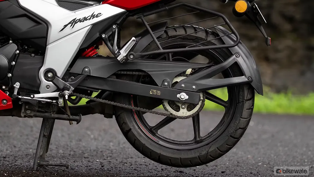 TVS Apache RTR 160 4V Rear Alloy Wheel Image – BikeWale