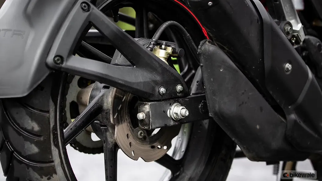 TVS Apache RTR 160 4V Rear Alloy Wheel Image – BikeWale