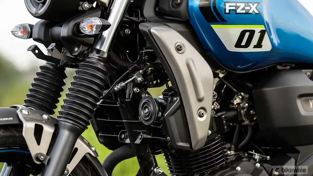 Yamaha FZ X Left Side View Image – BikeWale