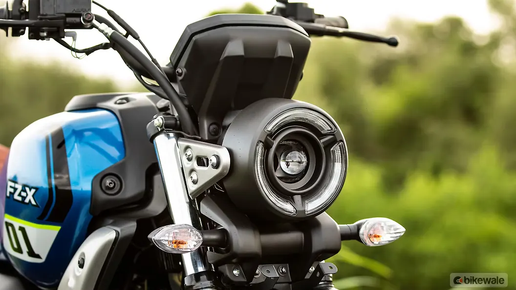 Yamaha FZ X Left Side View Image – BikeWale