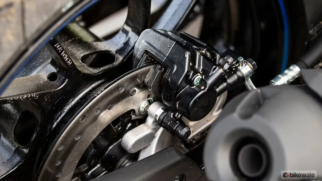 Yamaha FZ X Rear Disc Brake Caliper Image – BikeWale