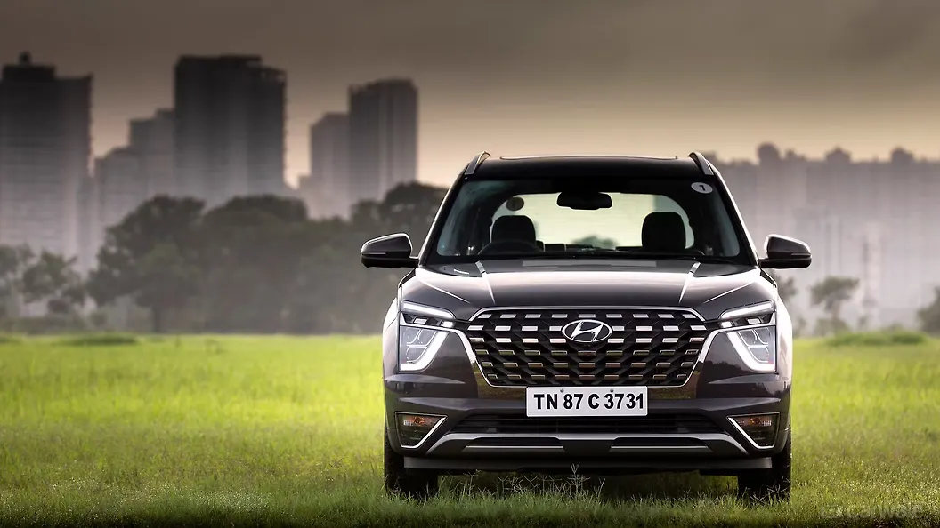 Alcazar Front View Image, Alcazar Photos in India - CarWale