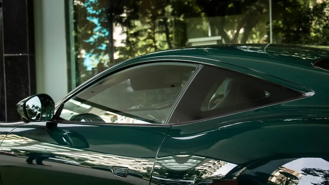 Roma Front Fender Image, Roma Photos in India - CarWale