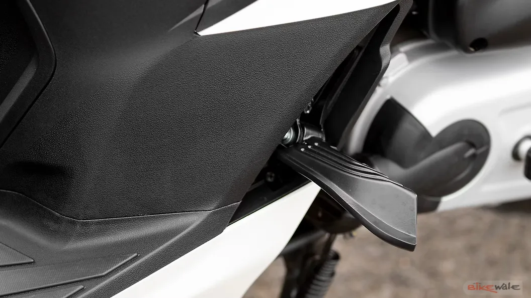 Aprilia SXR 125 Key Ignition Image – BikeWale