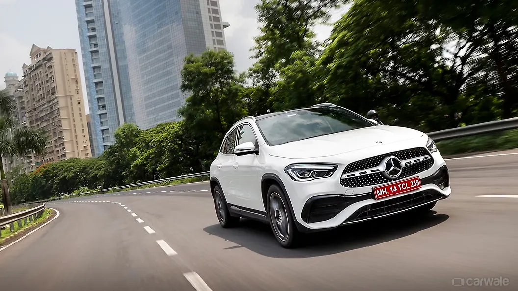 GLA Left Front Three Quarter Image, GLA Photos in India - CarWale