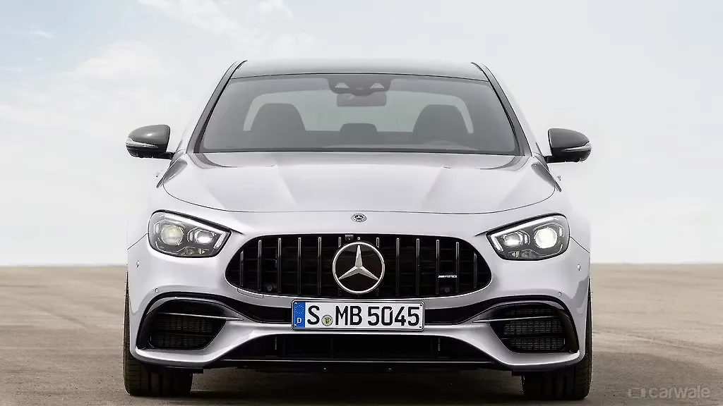 AMG E63 Front View Image, AMG E63 Photos in India - CarWale