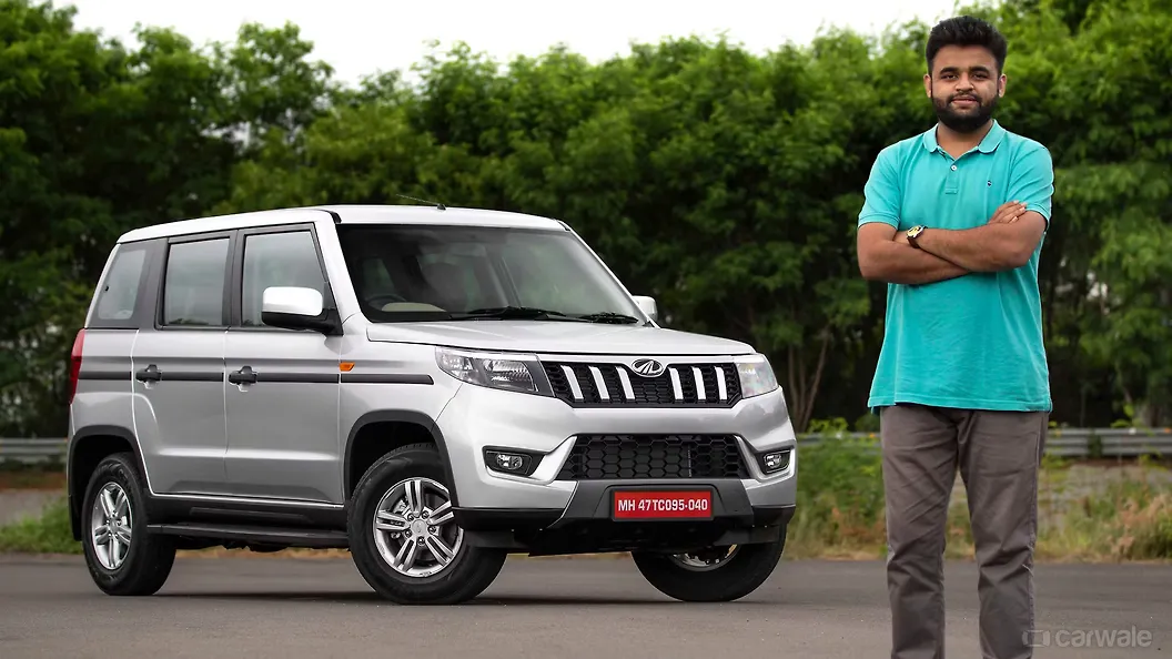 Bolero Neo Reflector Image, Bolero Neo Photos in India - CarWale