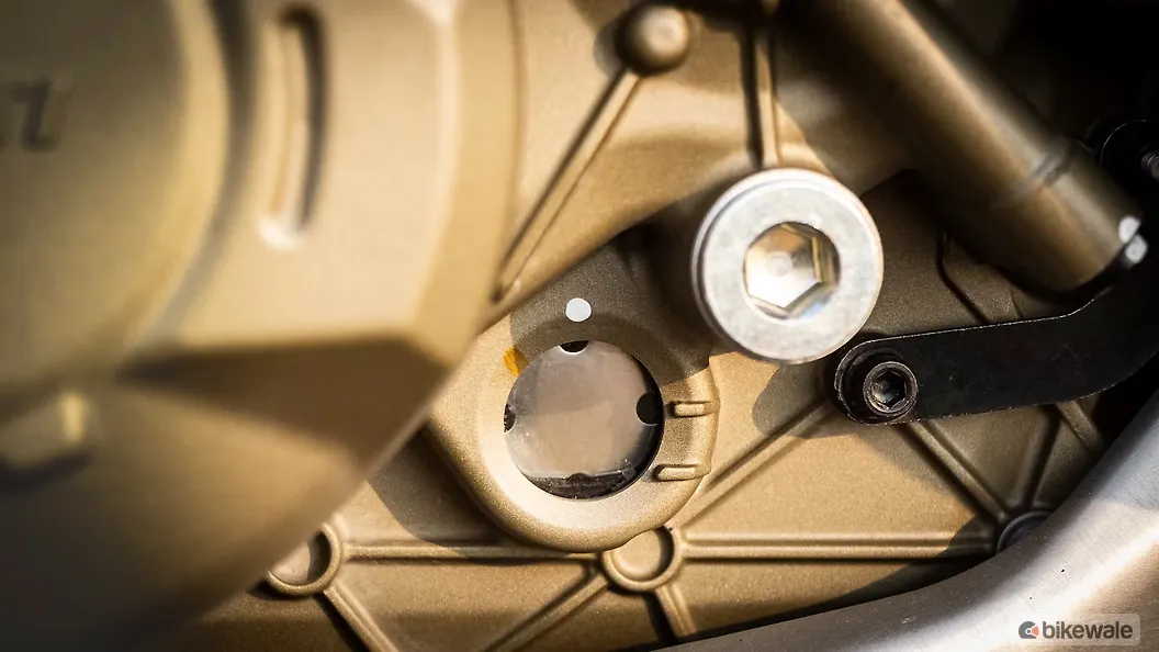 Ducati Multistrada V4 Engine Oil Level Indicator Image – BikeWale