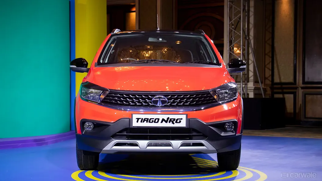 Tiago NRG Front View Image, Tiago NRG Photos in India - CarWale