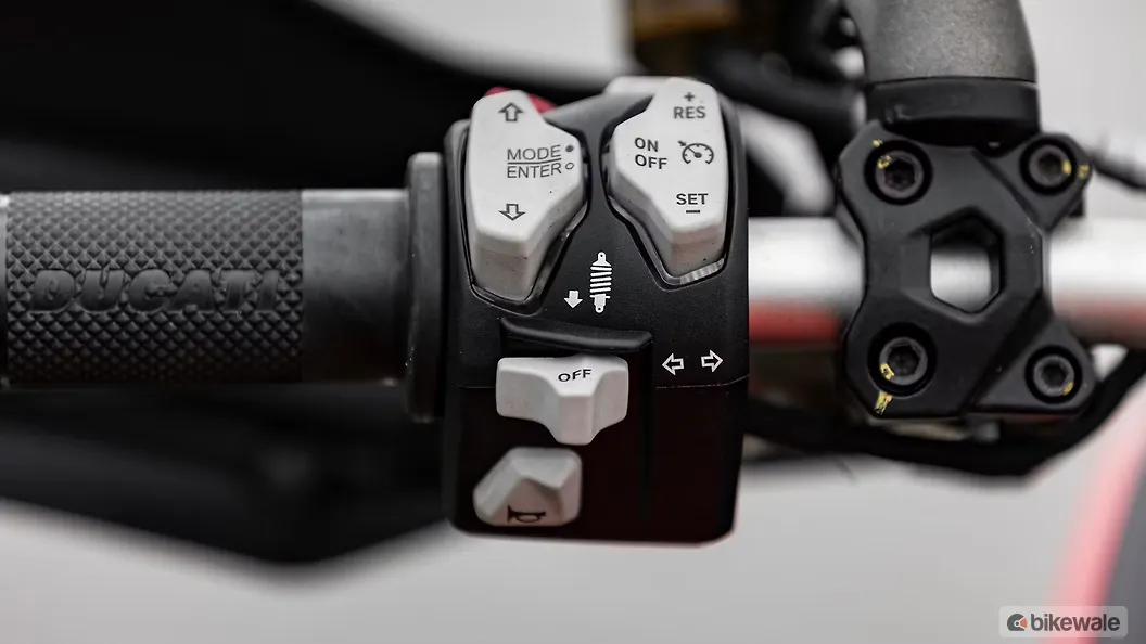 Ducati Multistrada 950 Left Side Multifunction Switchgear Image – BikeWale