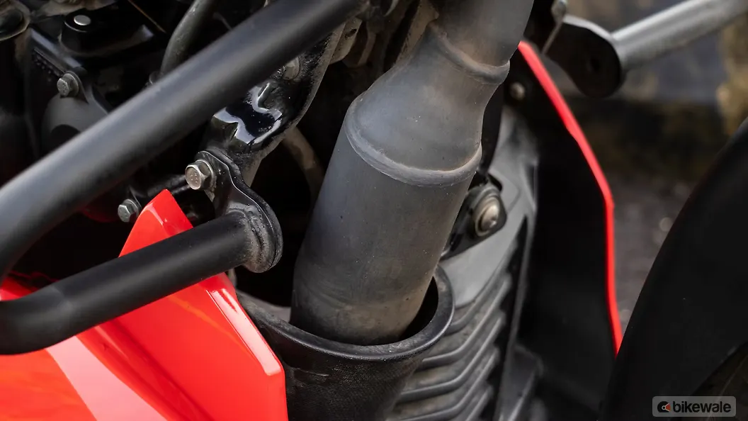 TVS Apache RTR 160 4V Exhaust Headers Image – BikeWale