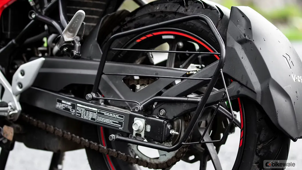 TVS Apache RTR 160 4V Saree Guard Image – BikeWale