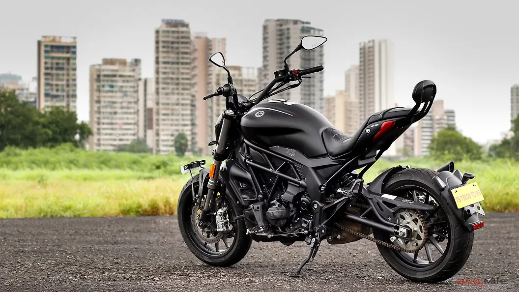 Benelli 502C Left Side View Image – BikeWale