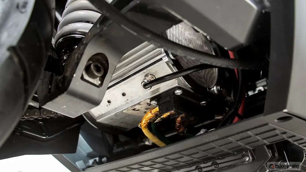 Simple Energy One Electric Scooter Battery Compartment Image – BikeWale