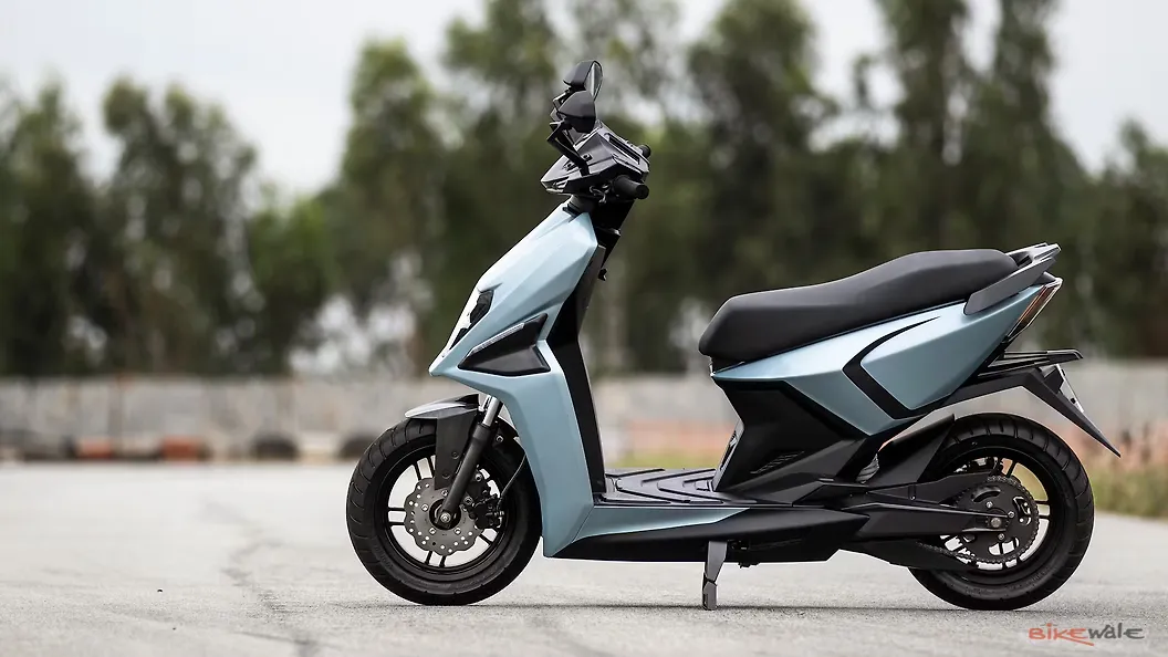 Simple Energy One Rear View Image – BikeWale