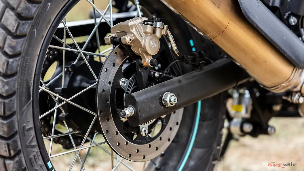 Royal Enfield Scram 411 Rear Wheel Image – BikeWale