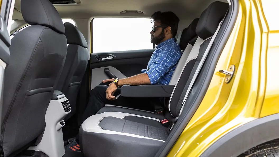 Taigun Rear Seats Image, Taigun Photos in India - CarWale