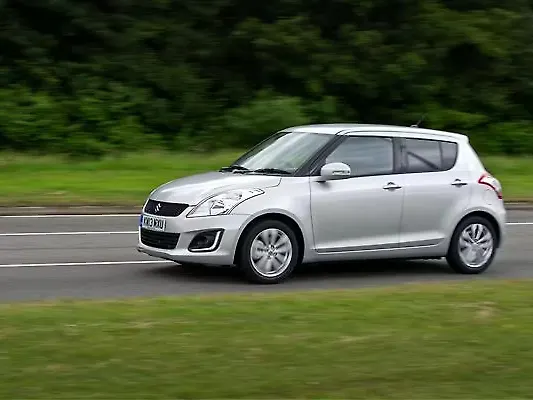 Maruti Swift White Side View