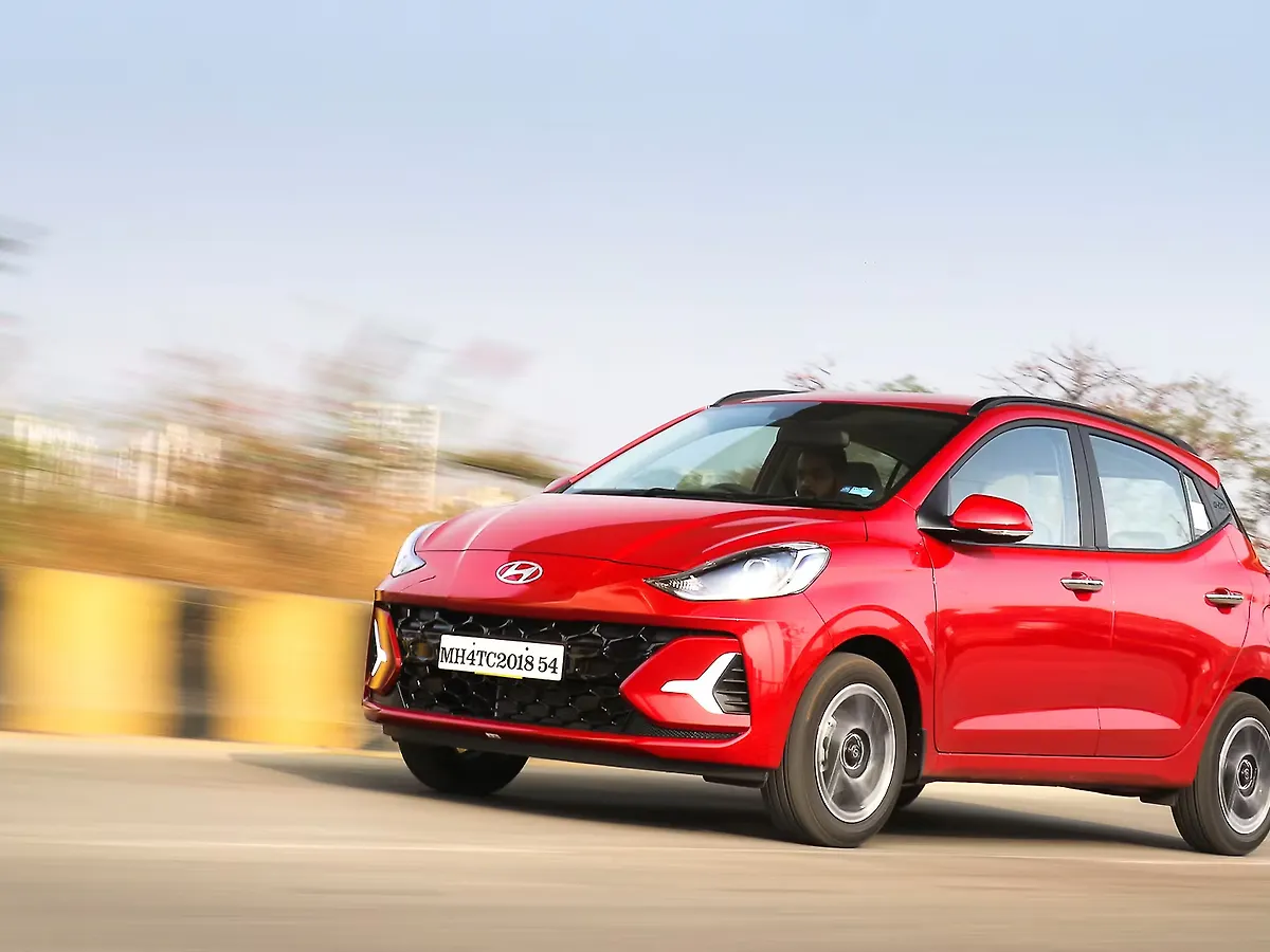 I 10 Grand Images Color