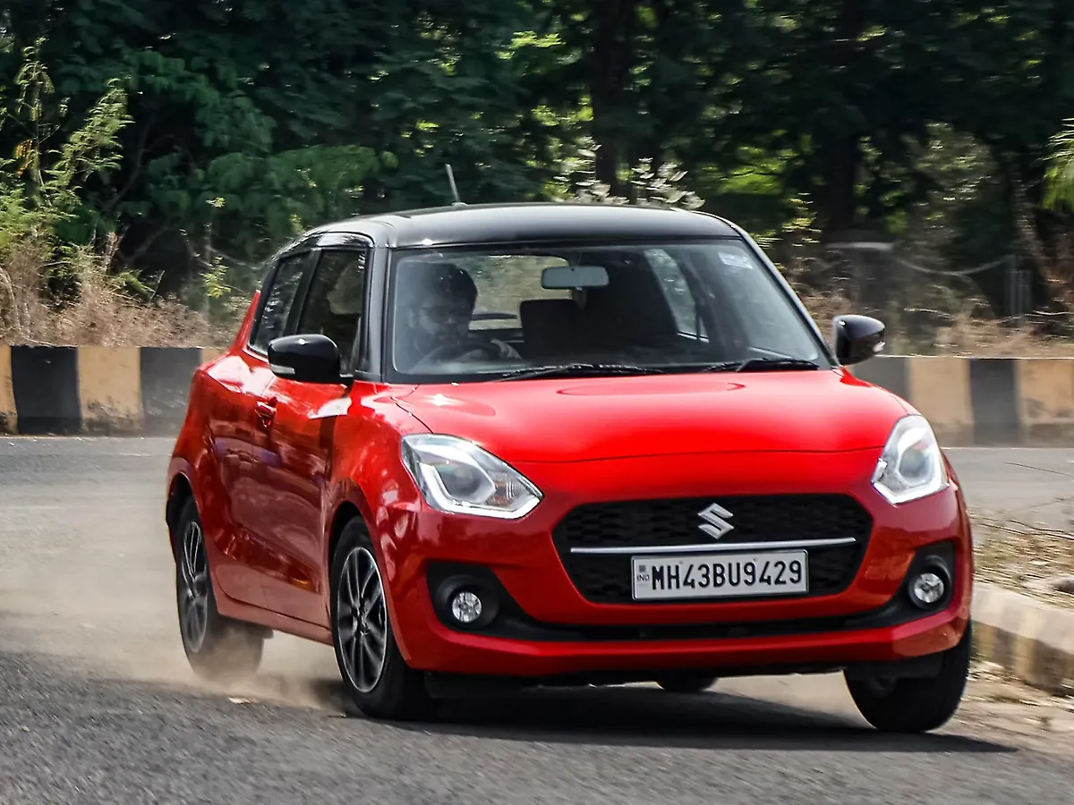 Swift New New I 20 Comparison