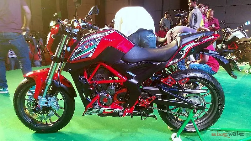 Benelli TNT 25 Photo Gallery - BikeWale