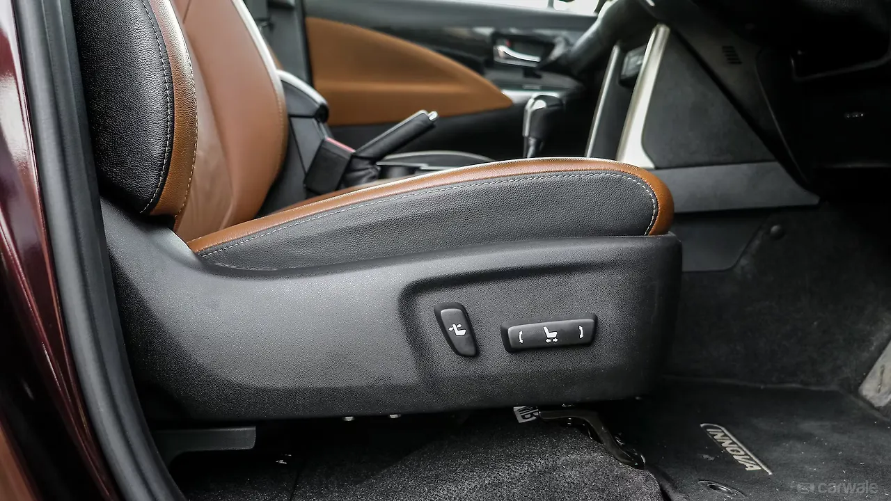 Toyota Innova Crysta Photo, Interior Image - CarWale