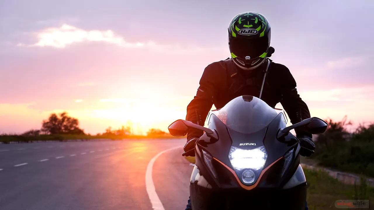 Suzuki Hayabusa 3000kms Touring Review - BikeWale