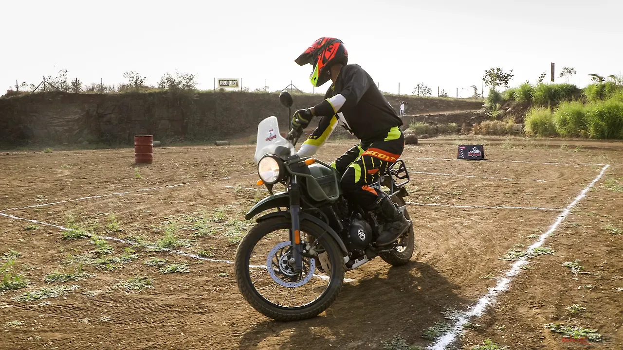 Royal Enfield Himalayan: 2021 BikeWale Off-Road Day Review - BikeWale
