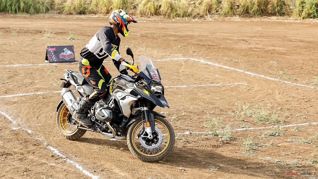 BMW R1250GS: 2021 BikeWale Off-Road Day Review - BikeWale