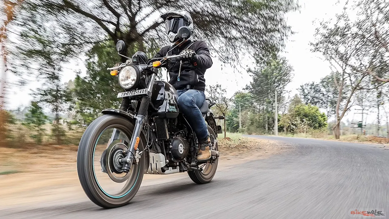 Royal Enfield Scram 411: Review Image Gallery - BikeWale
