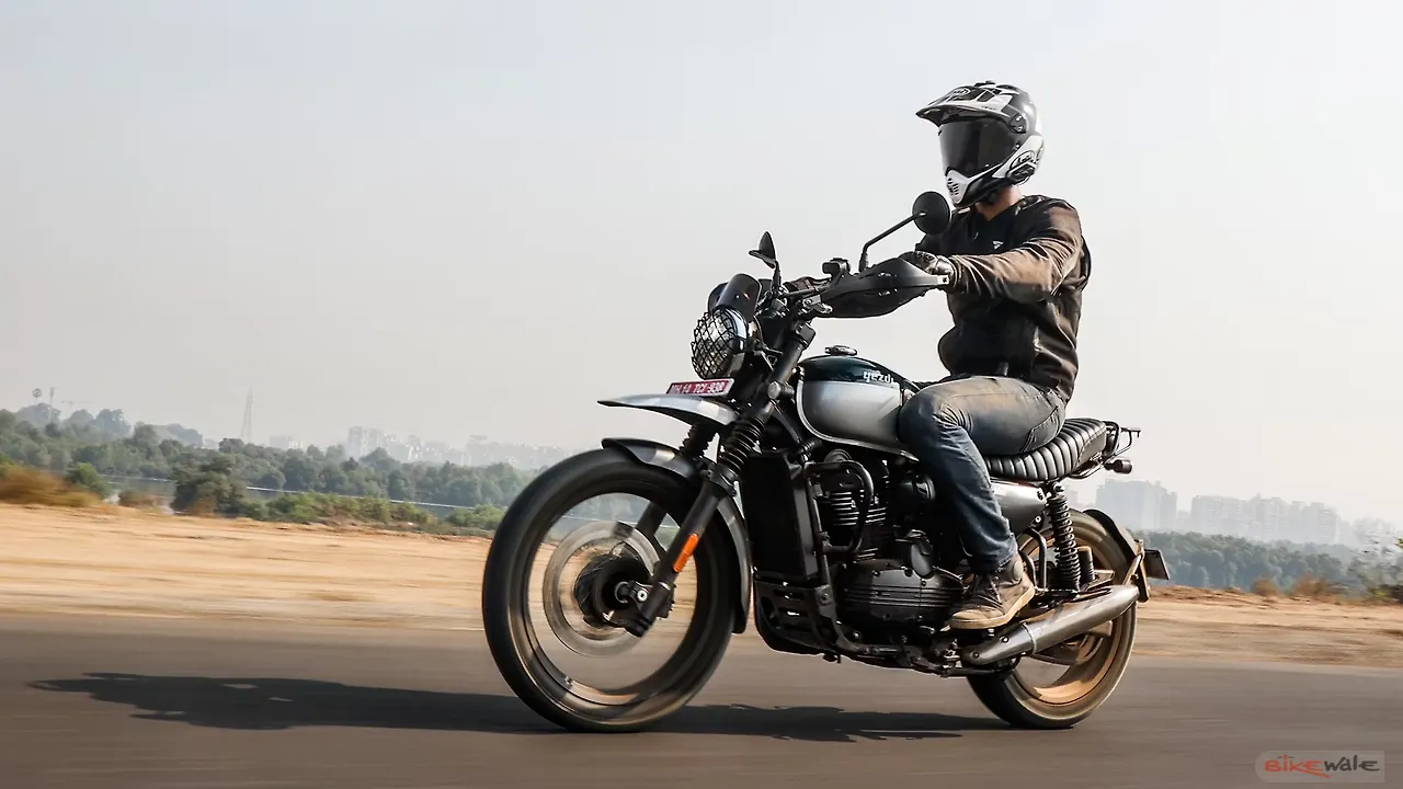 Yezdi Scrambler Price - Mileage, Images, Colours | BikeWale