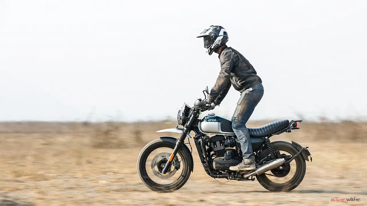 Yezdi Scrambler Price - Mileage, Images, Colours | BikeWale