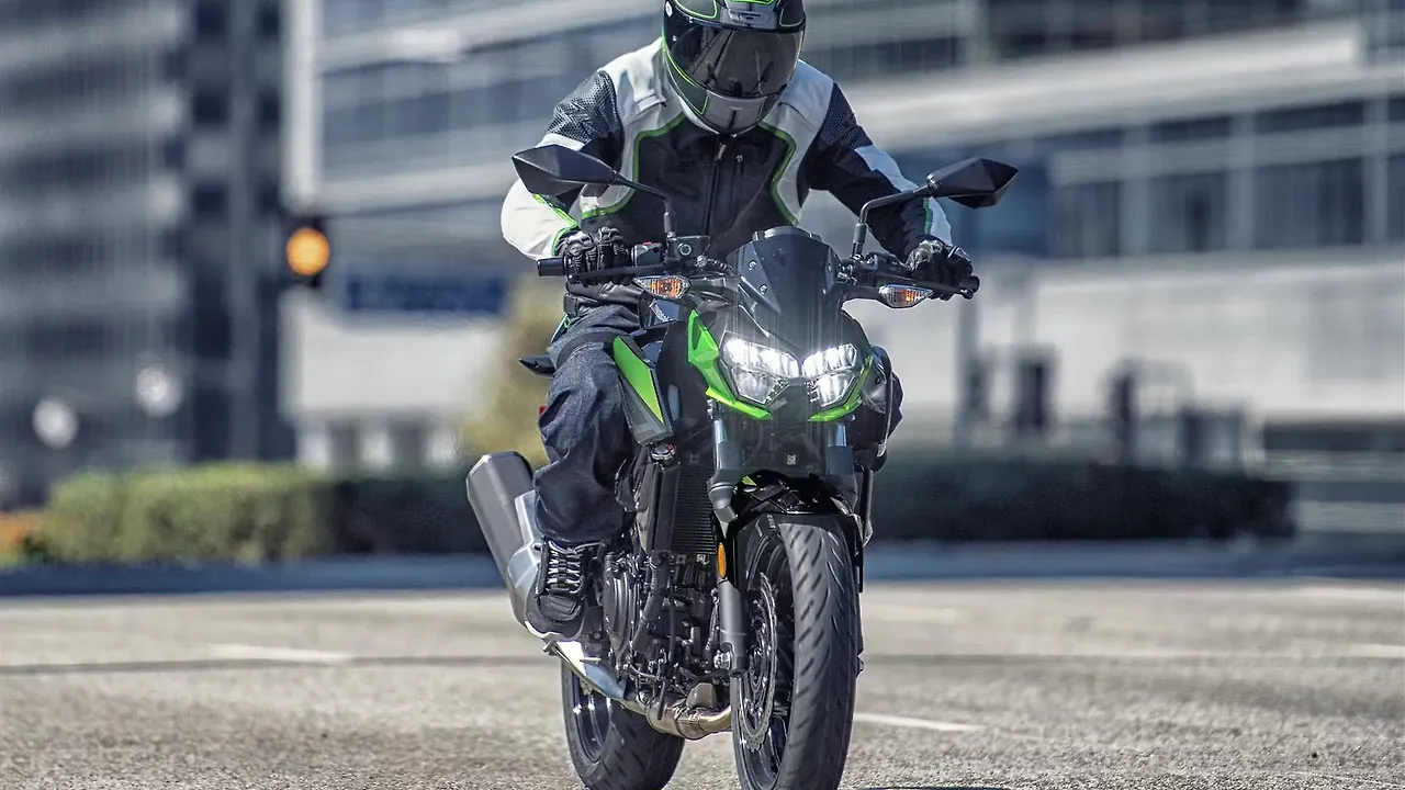 2023 Kawasaki Z400: Details Explained - BikeWale
