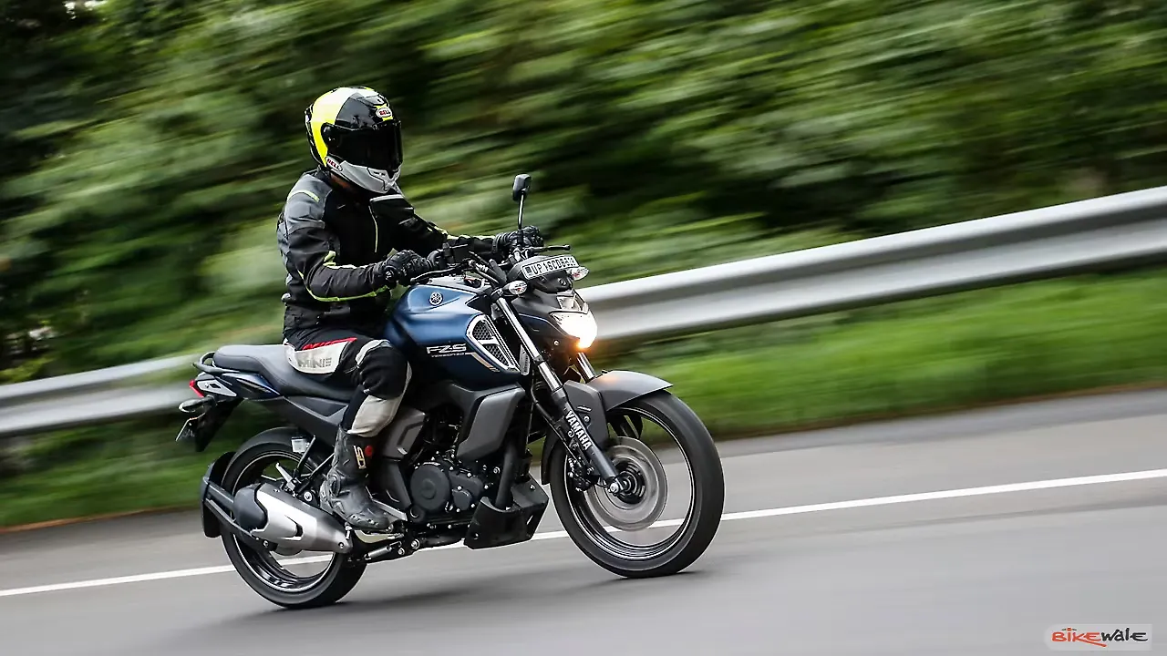 Yamaha FZ-Fi, FZS-Fi get a price hike - BikeWale