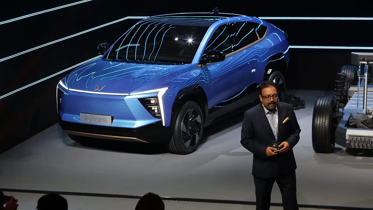 スズキ、初の市販用EV試作車を発表…25年までにインドと欧州で発売