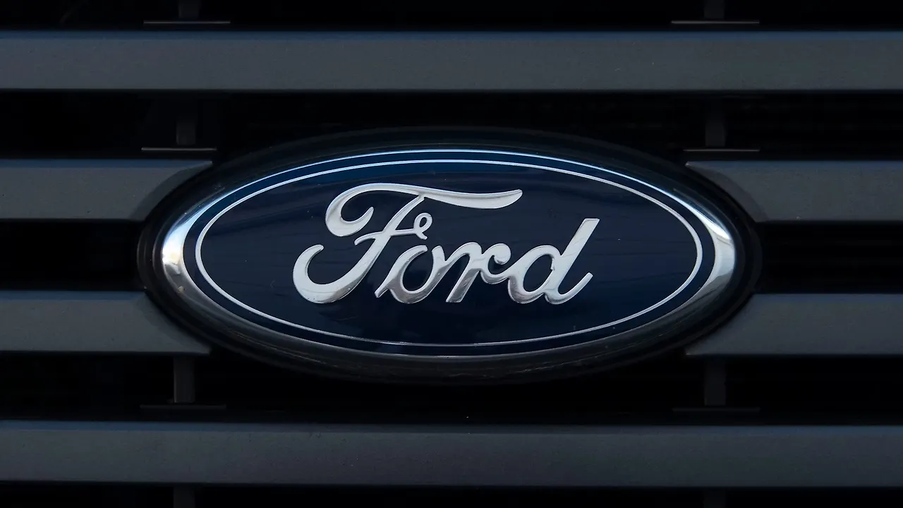 Black Ford Logo Wallpaper