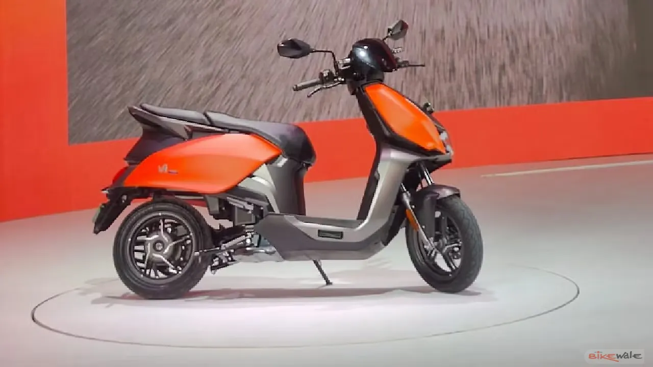 Here’s how to charge your Hero Vida V1 electric scooter - BikeWale