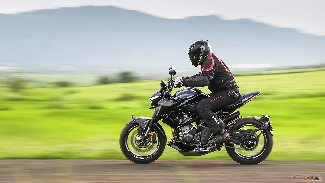 Zontes 350R Review: Image Gallery - BikeWale