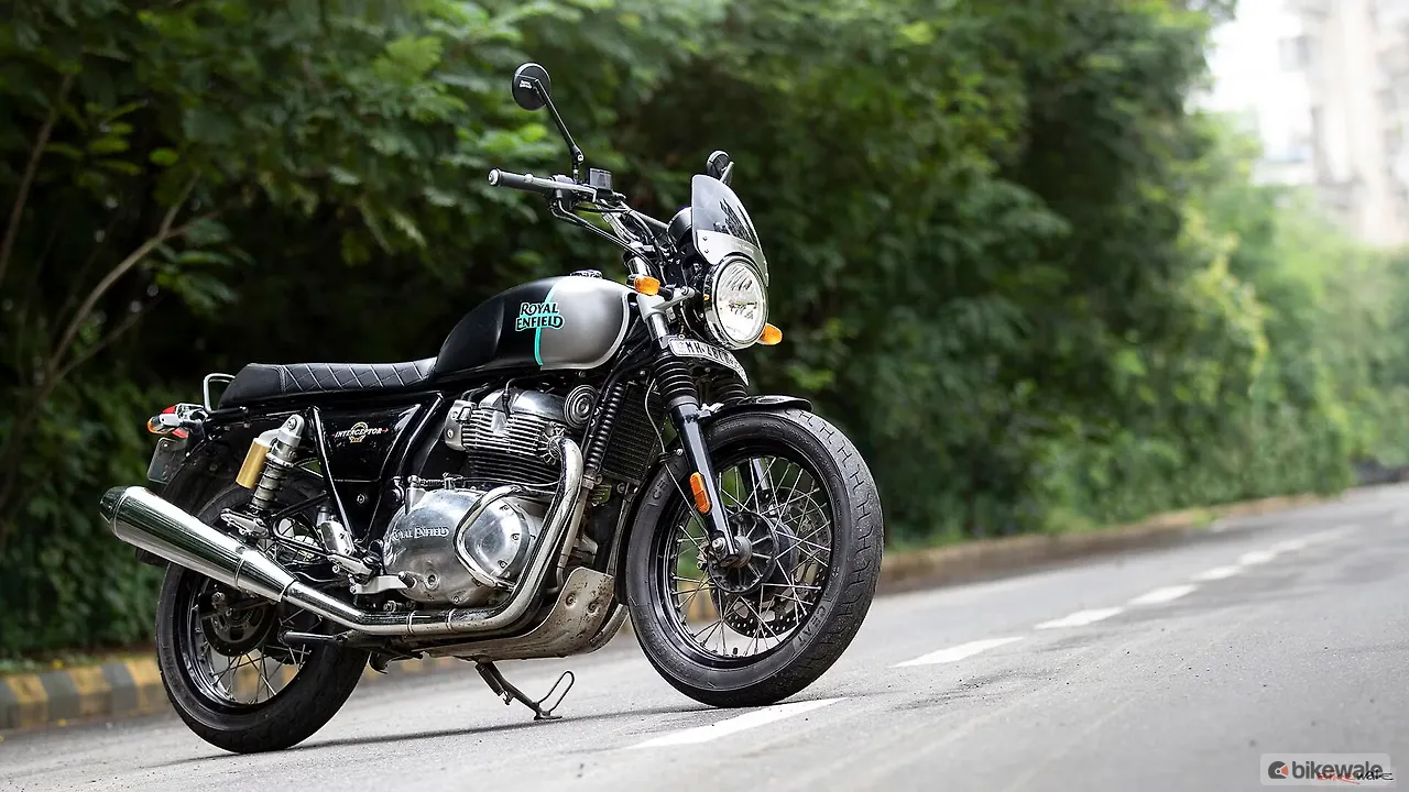 Royal Enfield Interceptor 650 spied testing with touring accessory ...