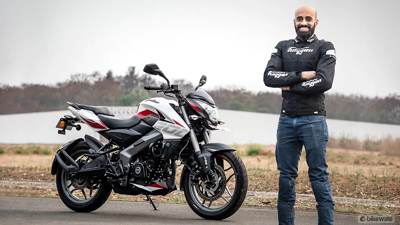 2023 Bajaj Pulsar NS200: First Ride Review - BikeWale