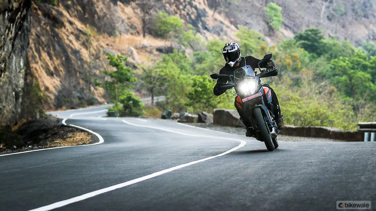 KTM 390 Adventure [2024] Price - Mileage, Images, Colours | BikeWale