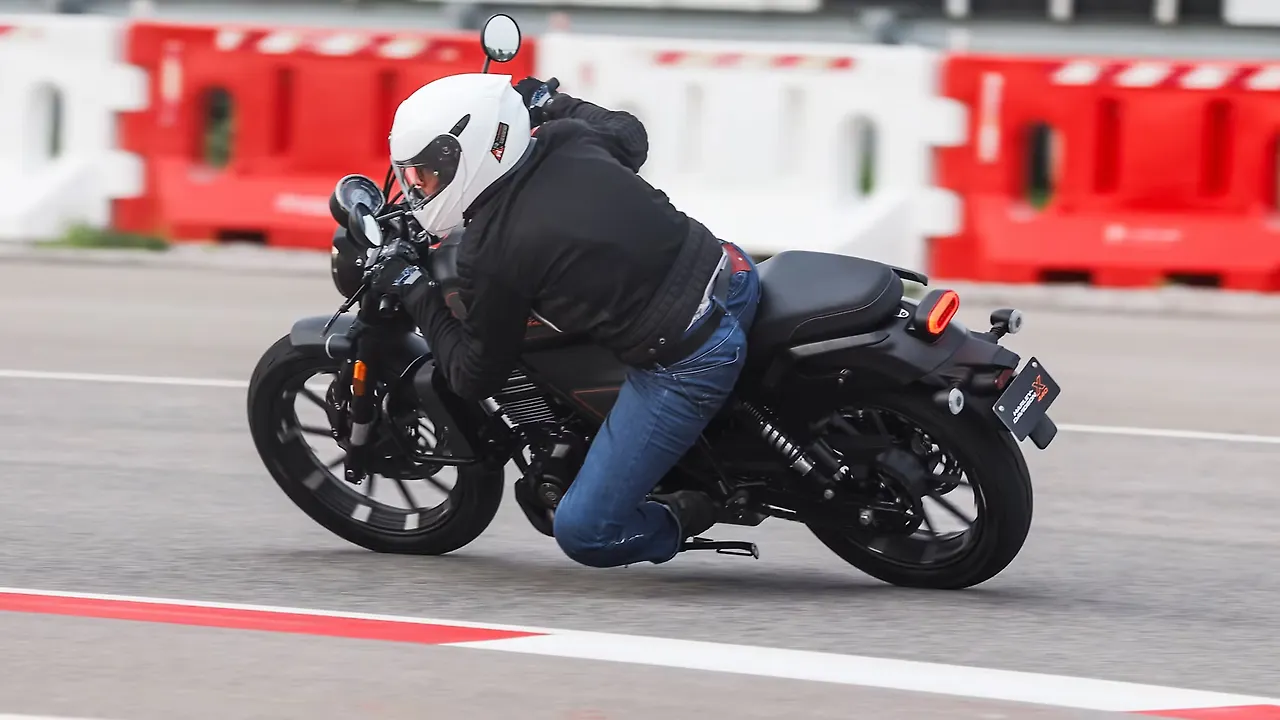 Harley-Davidson X440 Review: Image Gallery - BikeWale