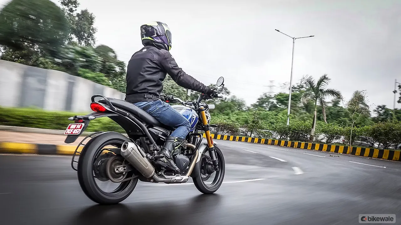 Triumph Speed 400: Road Test Review - BikeWale