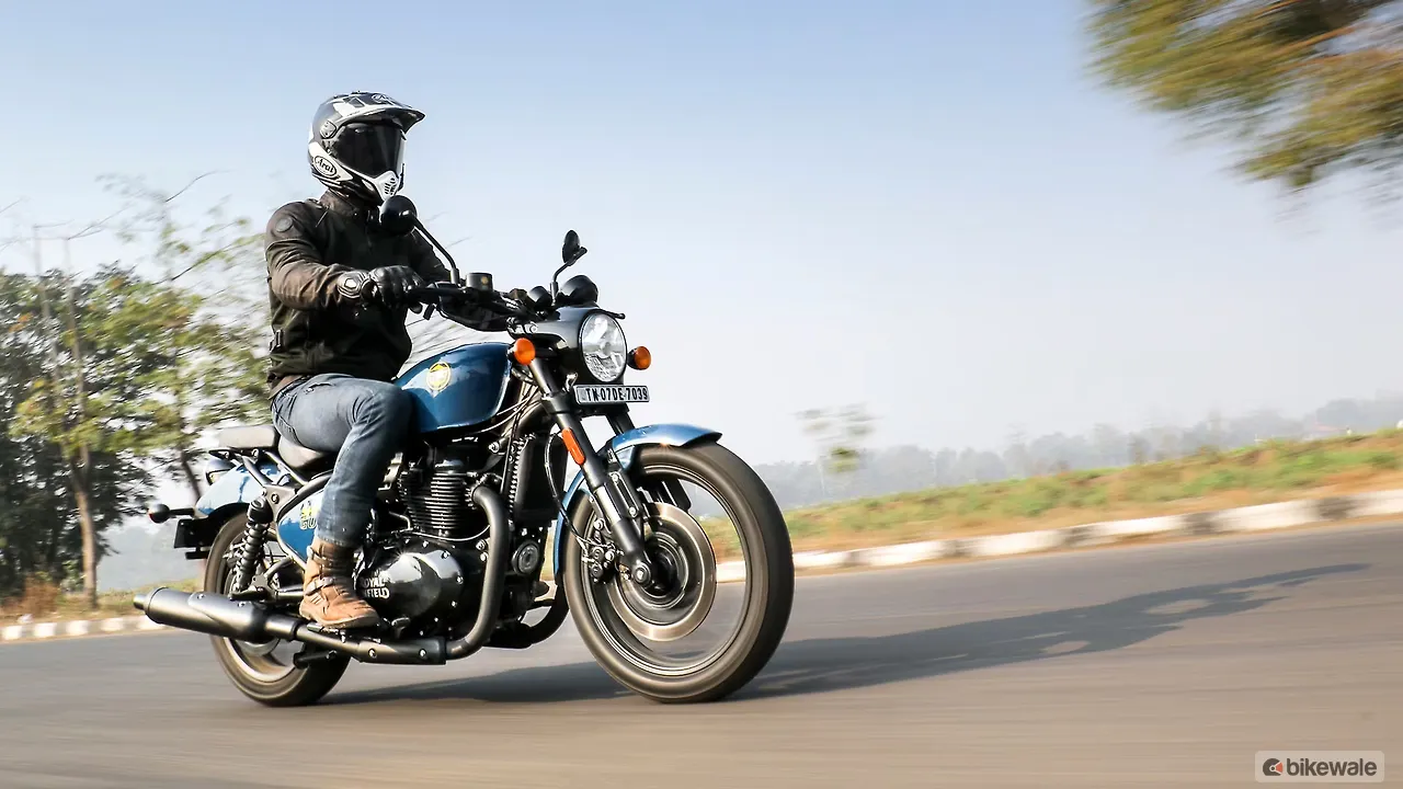 Royal Enfield Shotgun 650 Price - Mileage, Images, Colours | BikeWale