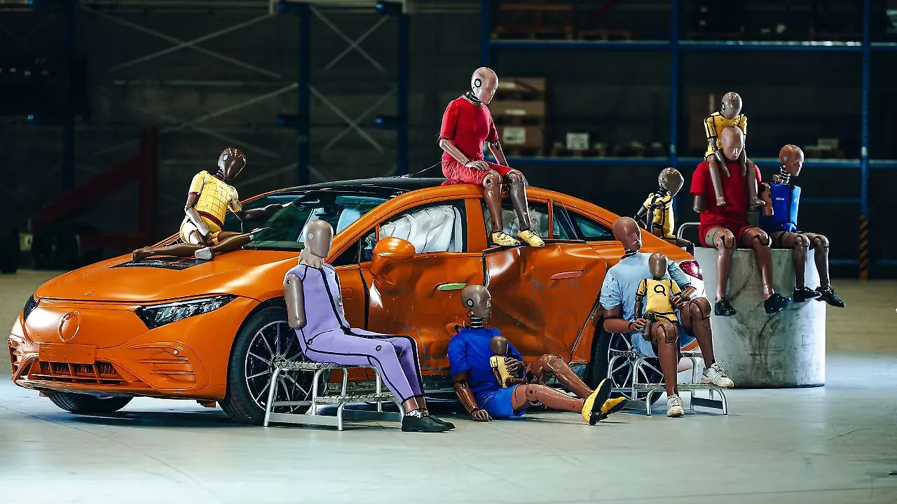 Mercedes-Benz: Comprehensive safety at the forefront of technological ...