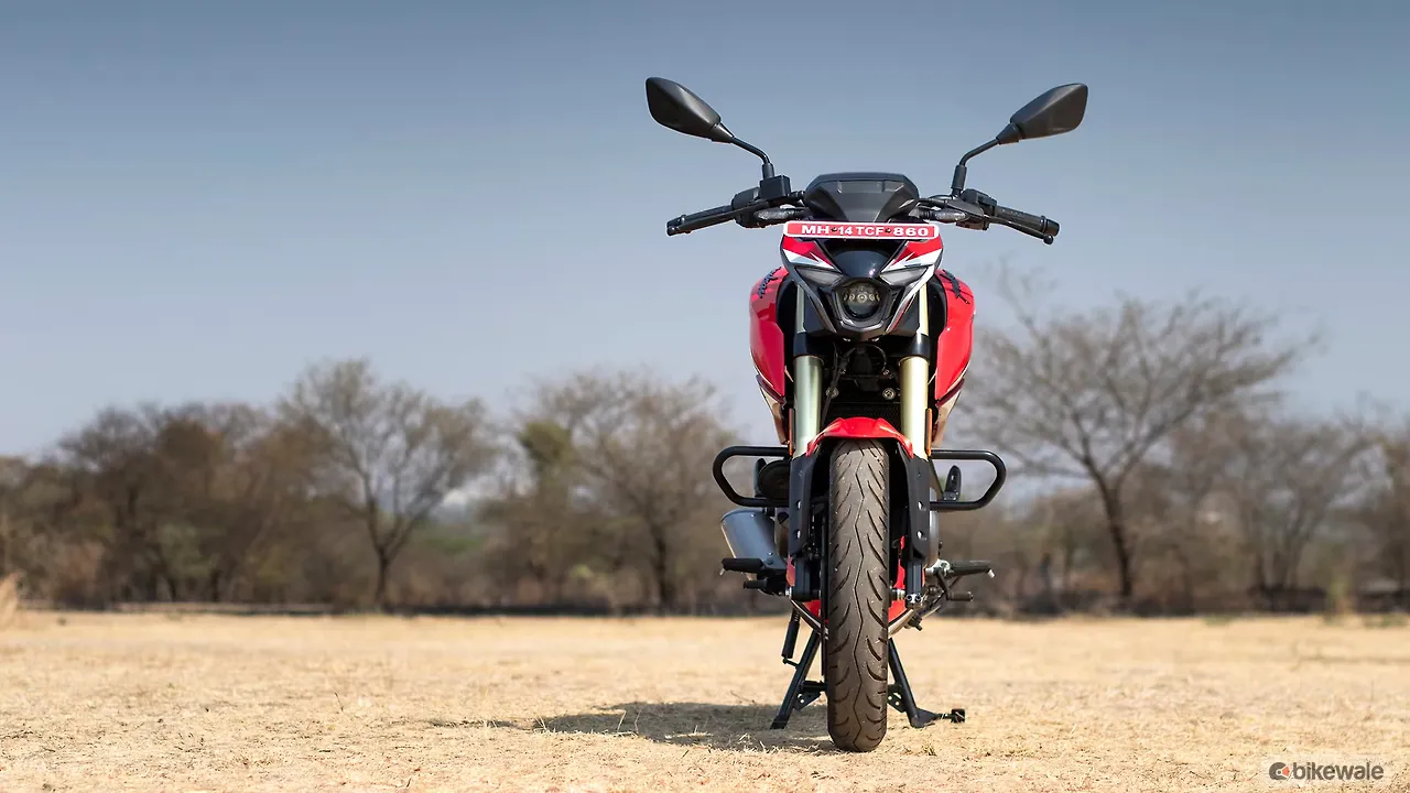 Bajaj Pulsar N250 Price - Mileage, Images, Colours | BikeWale